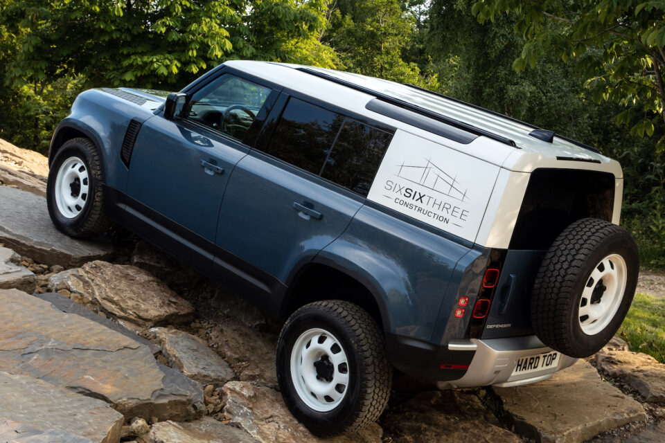 Land Rover's Newest Defender Labelled 'Pointless' By World's Top ...