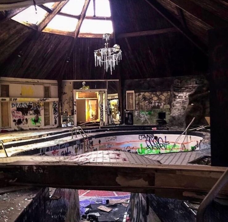 Abandoned 1972 Playboy-Inspired Mansion Showcases Retro Decadence